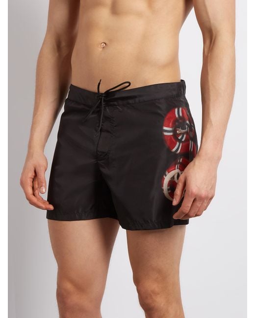Gucci Snake-print Taffeta Swim Shorts in Black for Men | Lyst