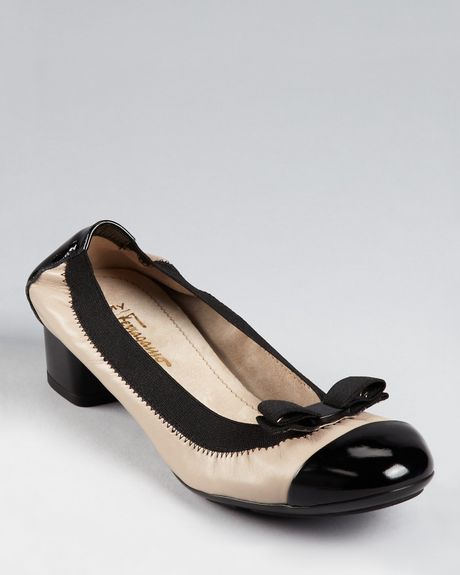 Ferragamo Pumps My Paris Low Heel Ballet in Beige | Lyst