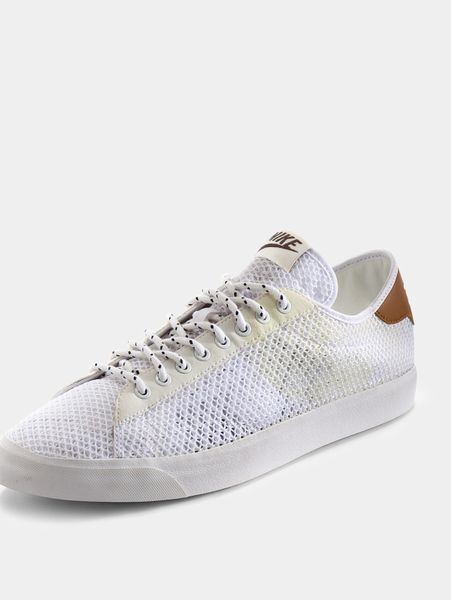 Nike Tennis Classic Plimsolls in White for Men (white/tan) | Lyst