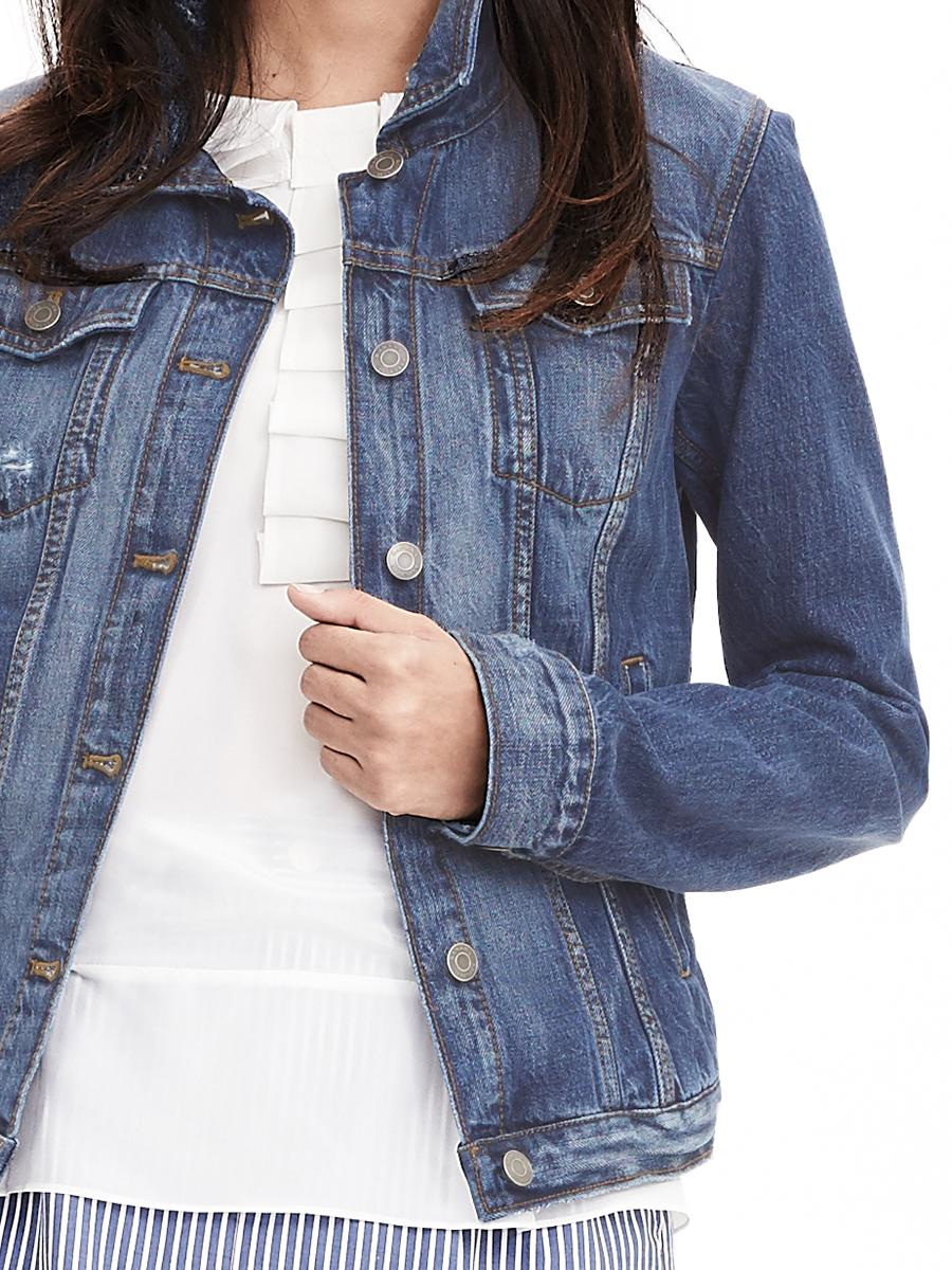 Banana republic Distressed Denim Jacket in Natural | Lyst