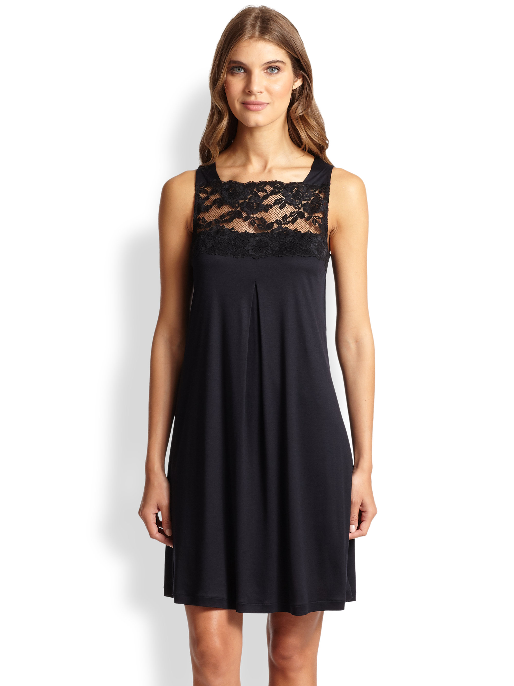 Hanro Met Lace-Trimmed Jersey Gown in Black (OXFORD) | Lyst