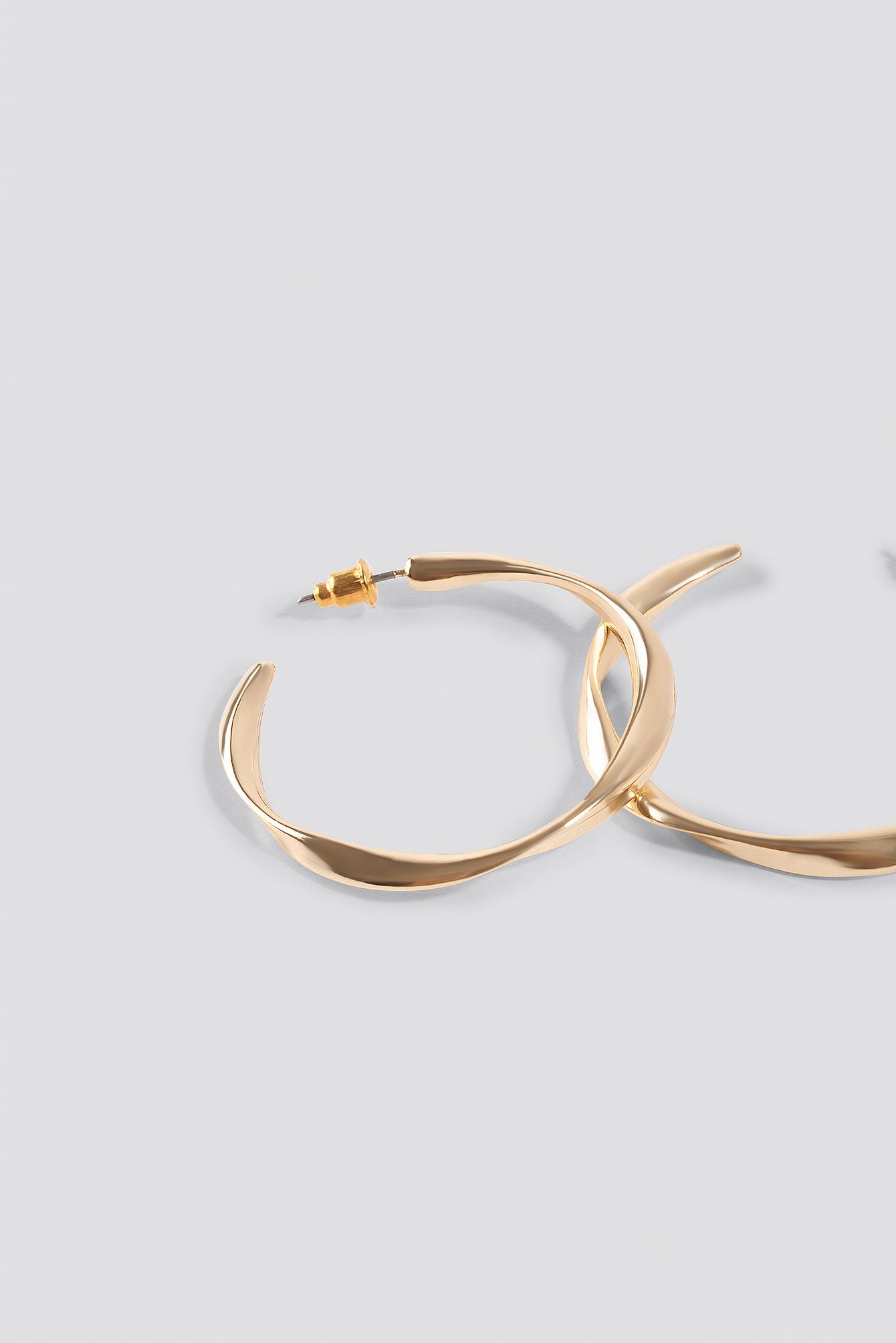 NA-KD Uneven Open Hoop Earrings Gold in Metallic - Lyst