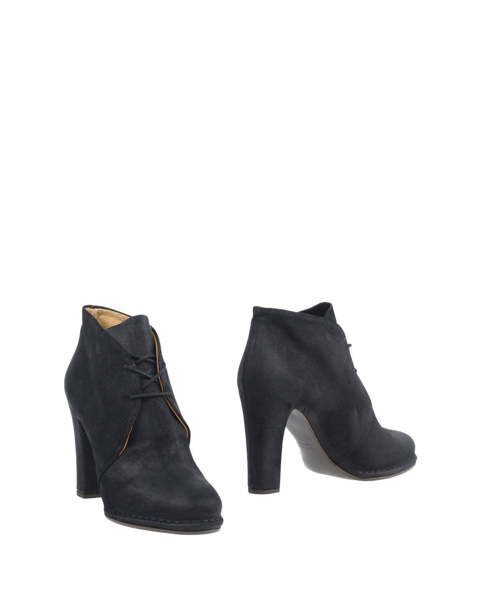 Roberto Del Carlo Leather Ankle Boots in Black - Lyst